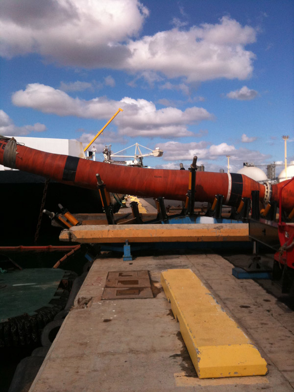 CASE STUDY: Heavy Duty Pipe Handling Rollers For Offshore Pipe Water ...
